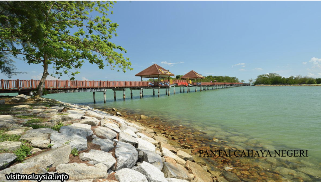 7 Pantai Menarik di Port Dickson – Restoran TapaqKing Ikan Bakar – Port ...